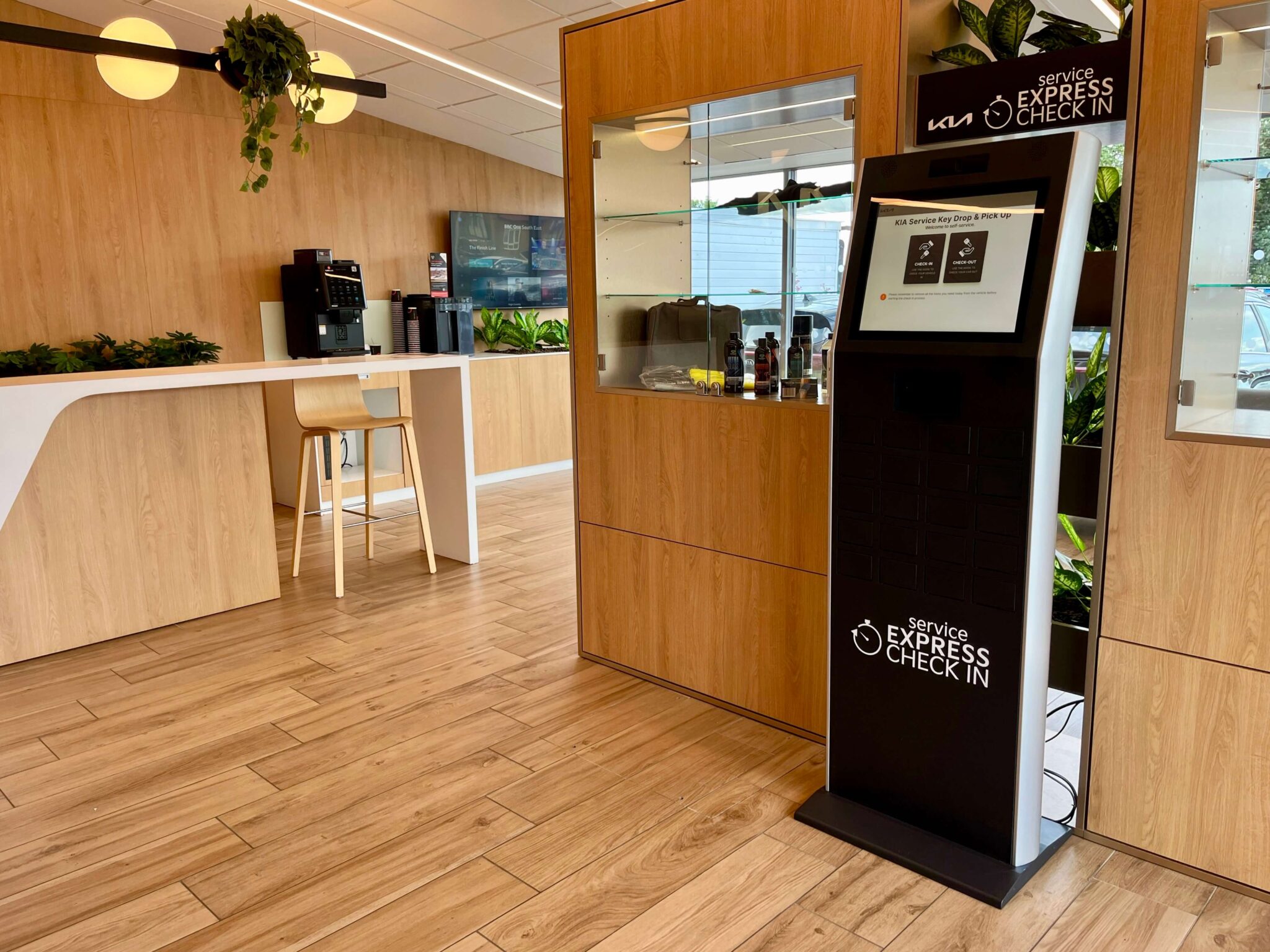 Tales From The Front Line – A Service Adviser’s Experience Of Working ...